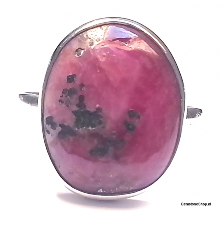 Robijn ring zilver 18.5